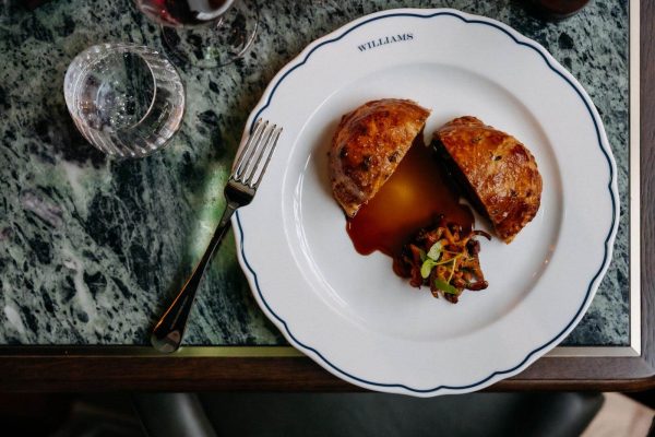 Williams Farmhouse - British cuisine & lunch in Amsterdam